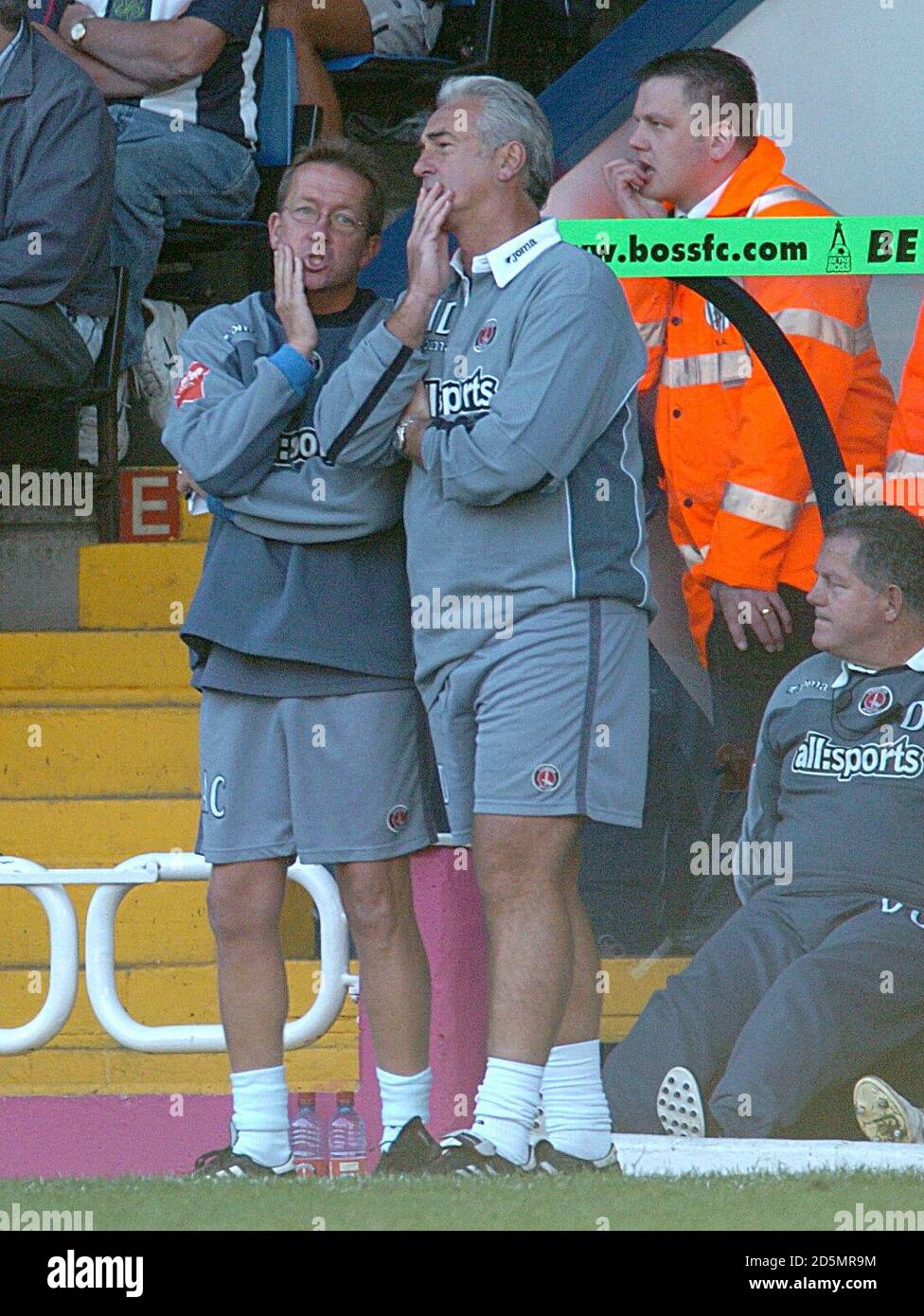 Charlton athletics manager alan curbishley hi-res stock photography and ...