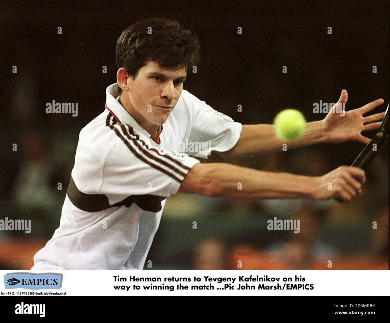 Tim Henman plays a backhand return Stock Photo - Alamy