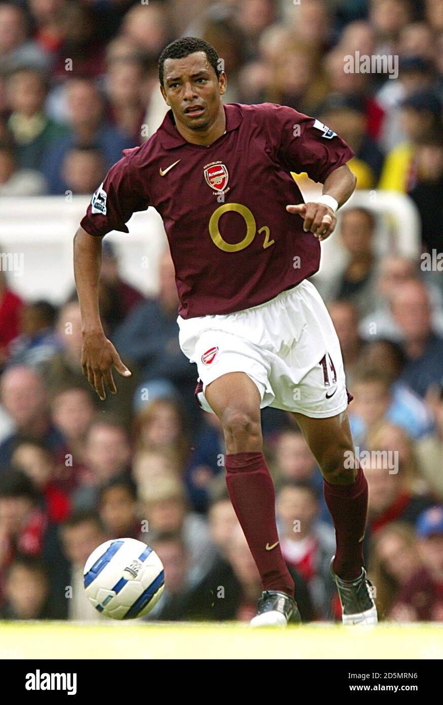 Gilberto silva arsenal hi-res stock photography and images - Alamy