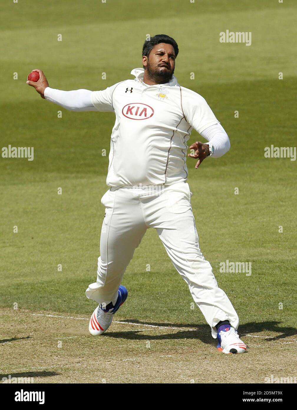 Surrey's Ravi Rampaul Stock Photo - Alamy