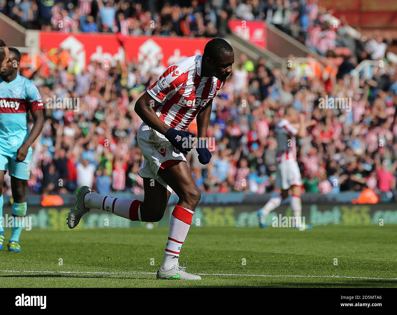 Stoke City's Giannelli Imbula celebrates scoring their first goal of ...