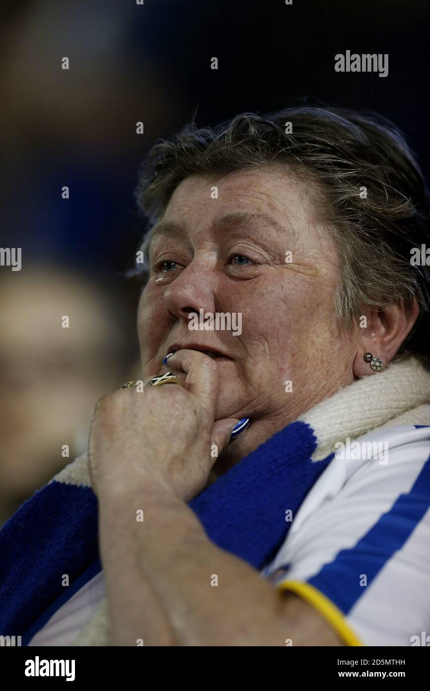 Football fan crying hi-res stock photography and images - Alamy