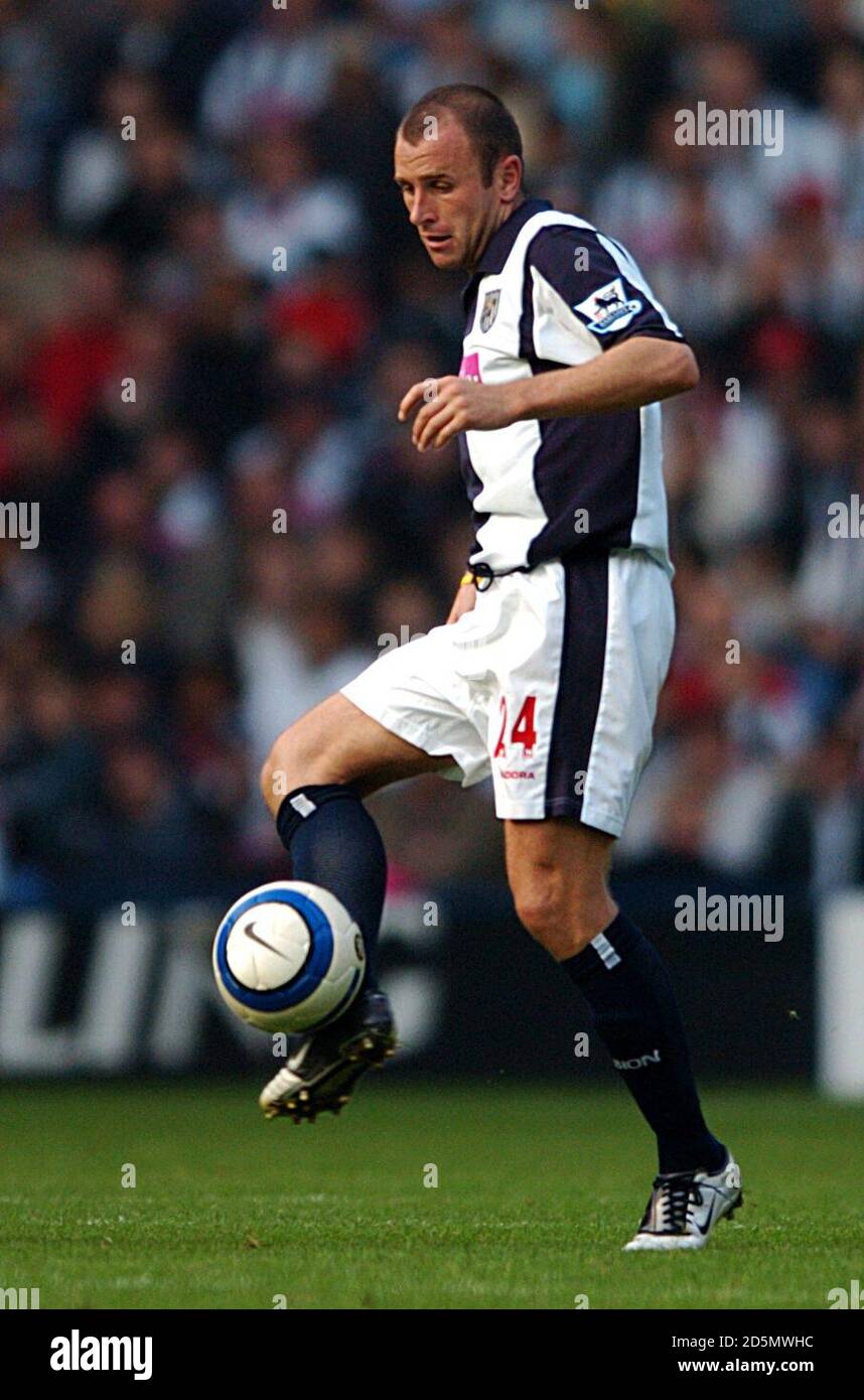 Wallwork hi-res stock photography and images - Alamy