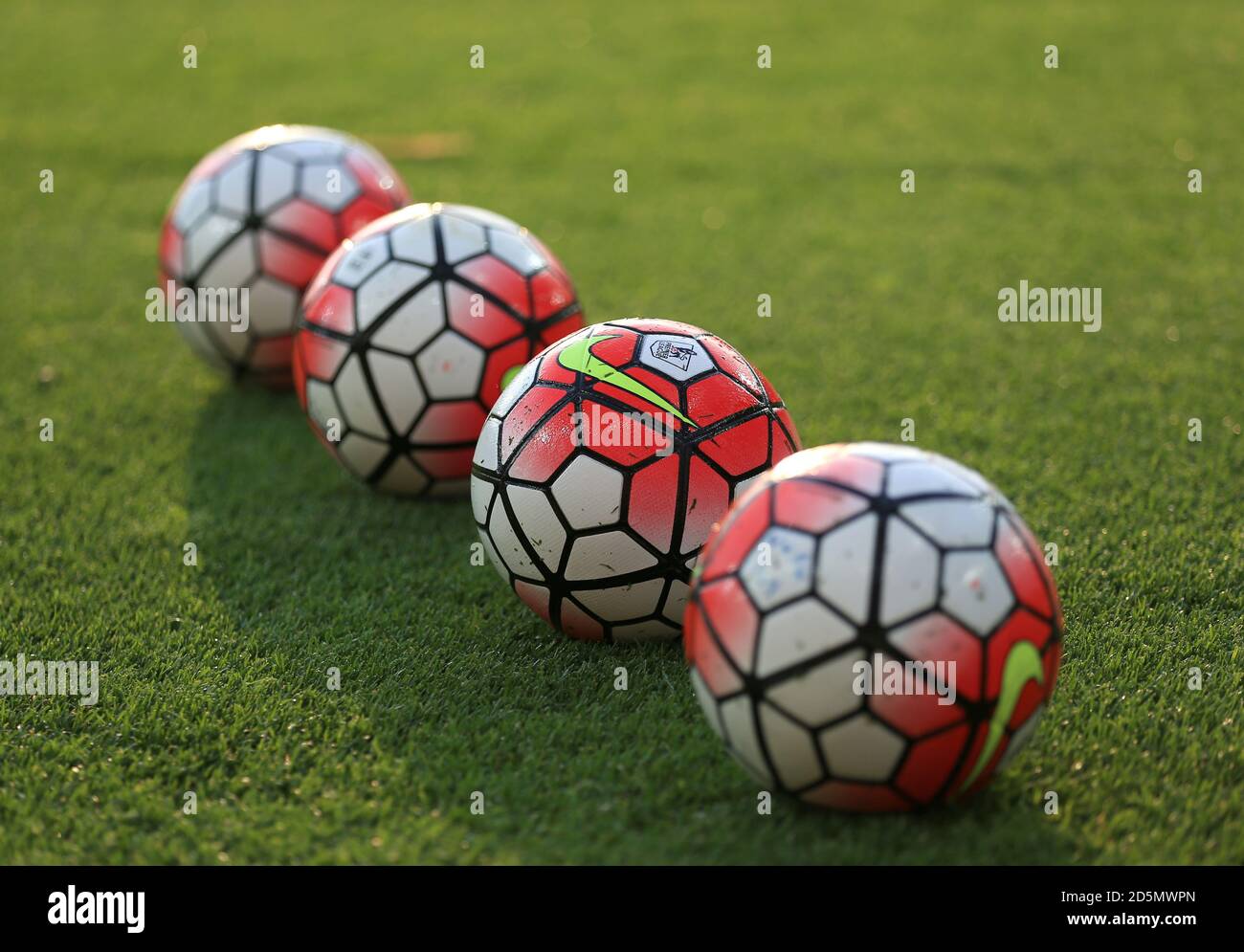 Nike soccer balls hi-res stock photography and images - Alamy