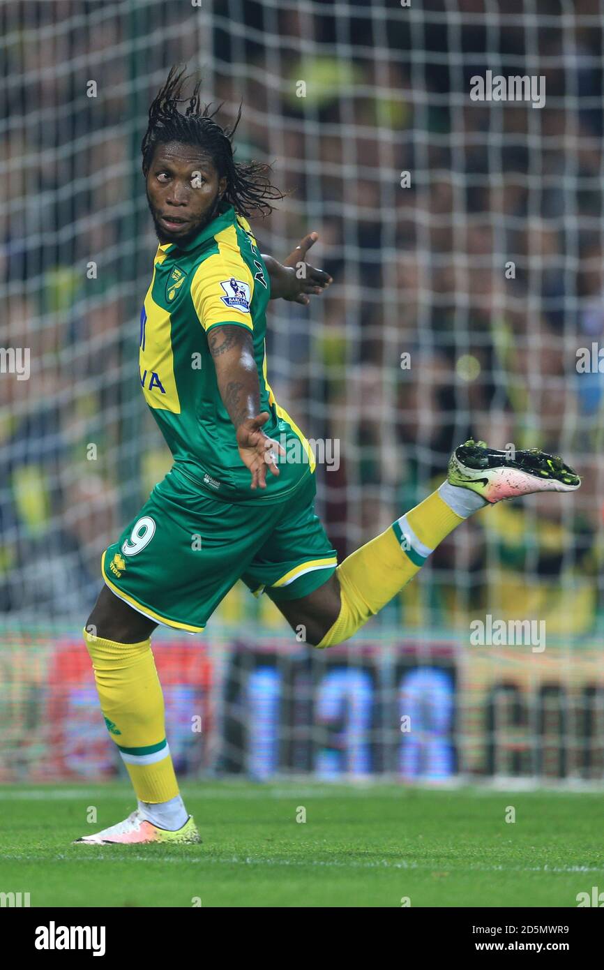 Norwich City's Dieumerci Mbokani Stock Photo - Alamy