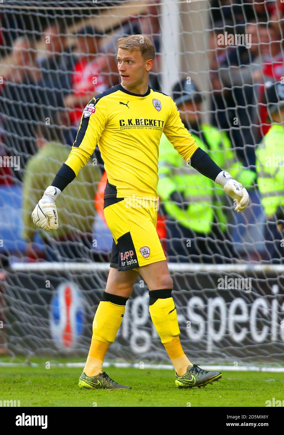Goalkeeper Adam Davies, Barnsley Stock Photo - Alamy