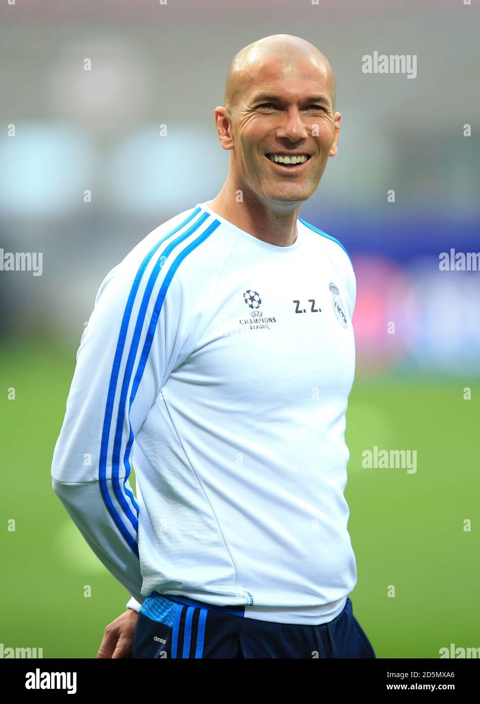 Real Madrid's manager Zinedine Zidane at today's training session Stock ...