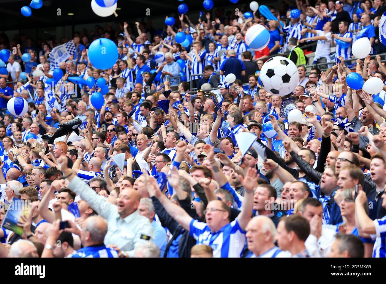 Sheffield Wednesday fans show their support from the stands Stock Photo ...