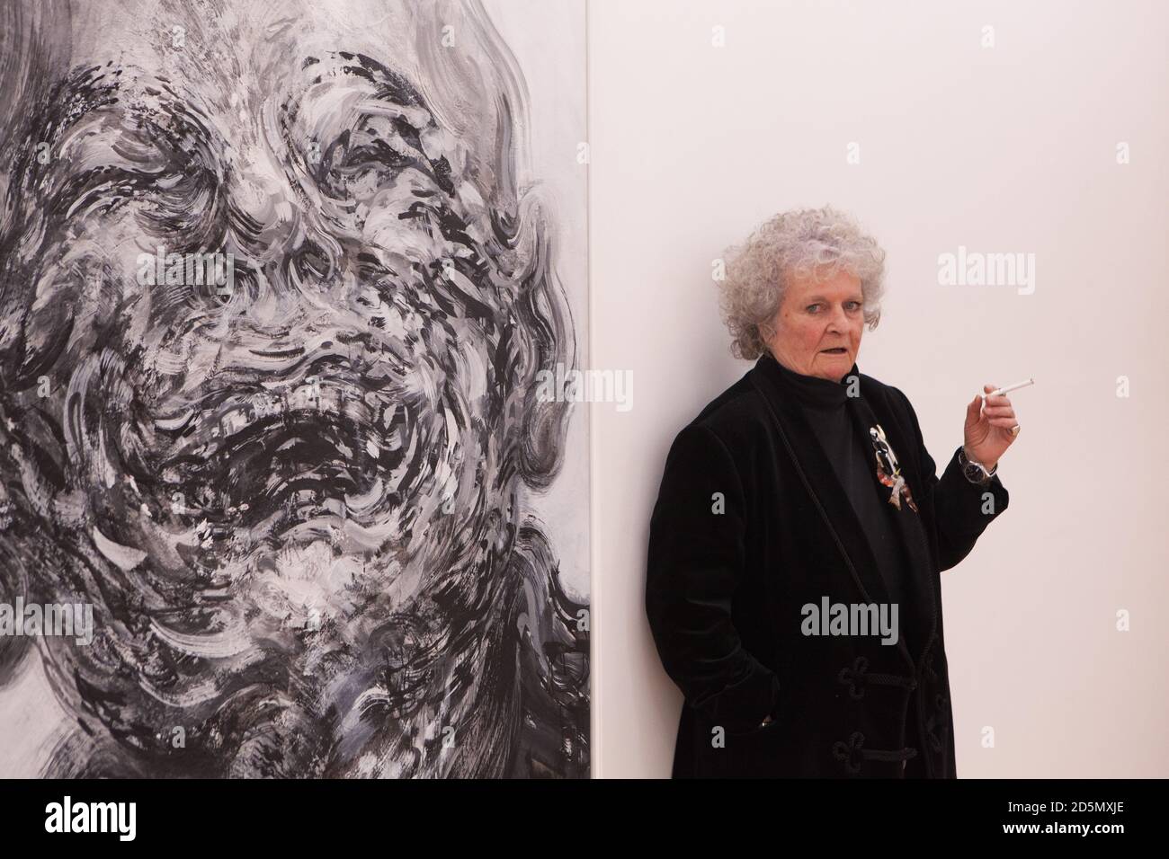 London, UK, 14 October 2020: Artist Maggi Hambling, seen here with her ...