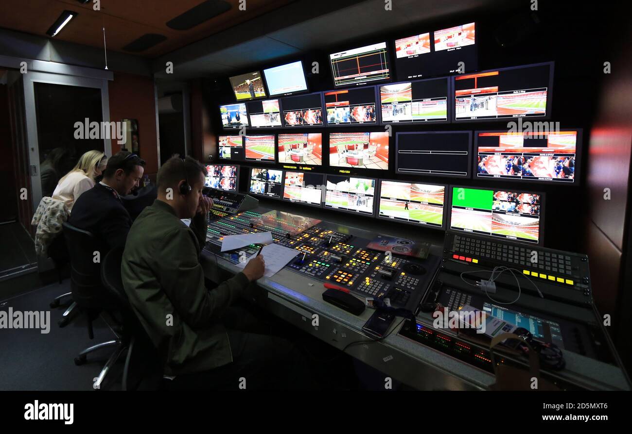 Stadium production hi-res stock photography and images - Alamy