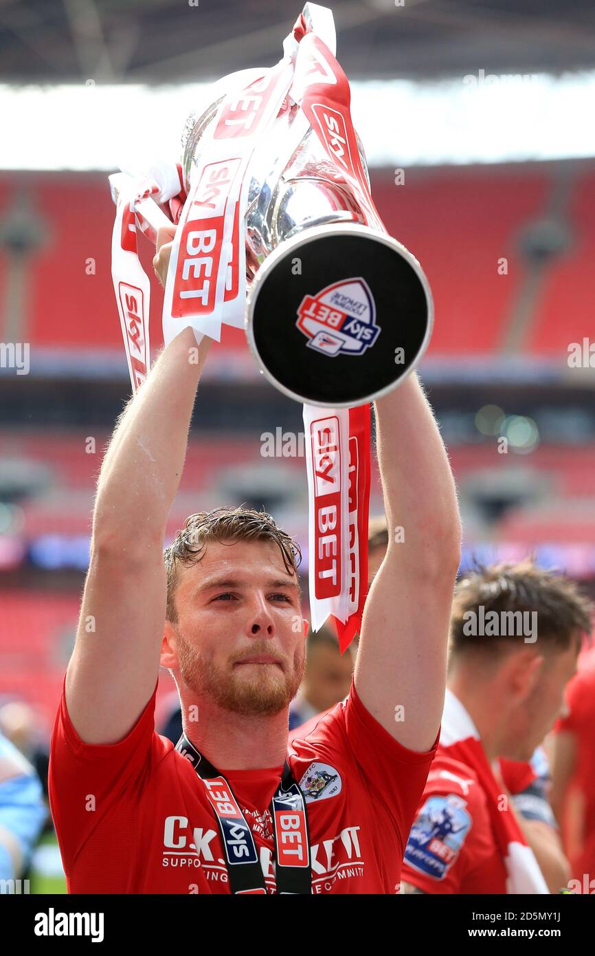 Barnsley's Sam Winnall celebrates after the game Stock Photo - Alamy