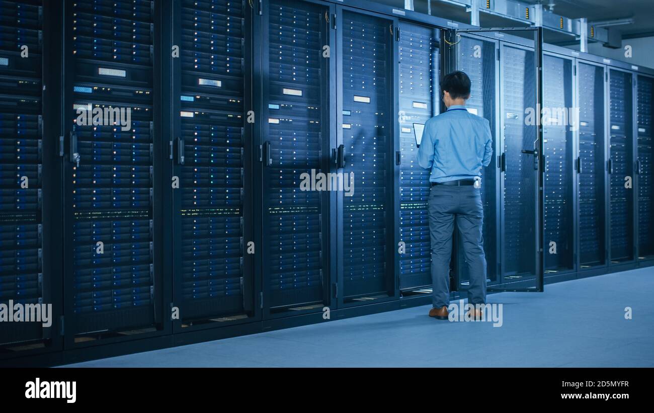 Tech man running on hi-res stock photography and images - Alamy