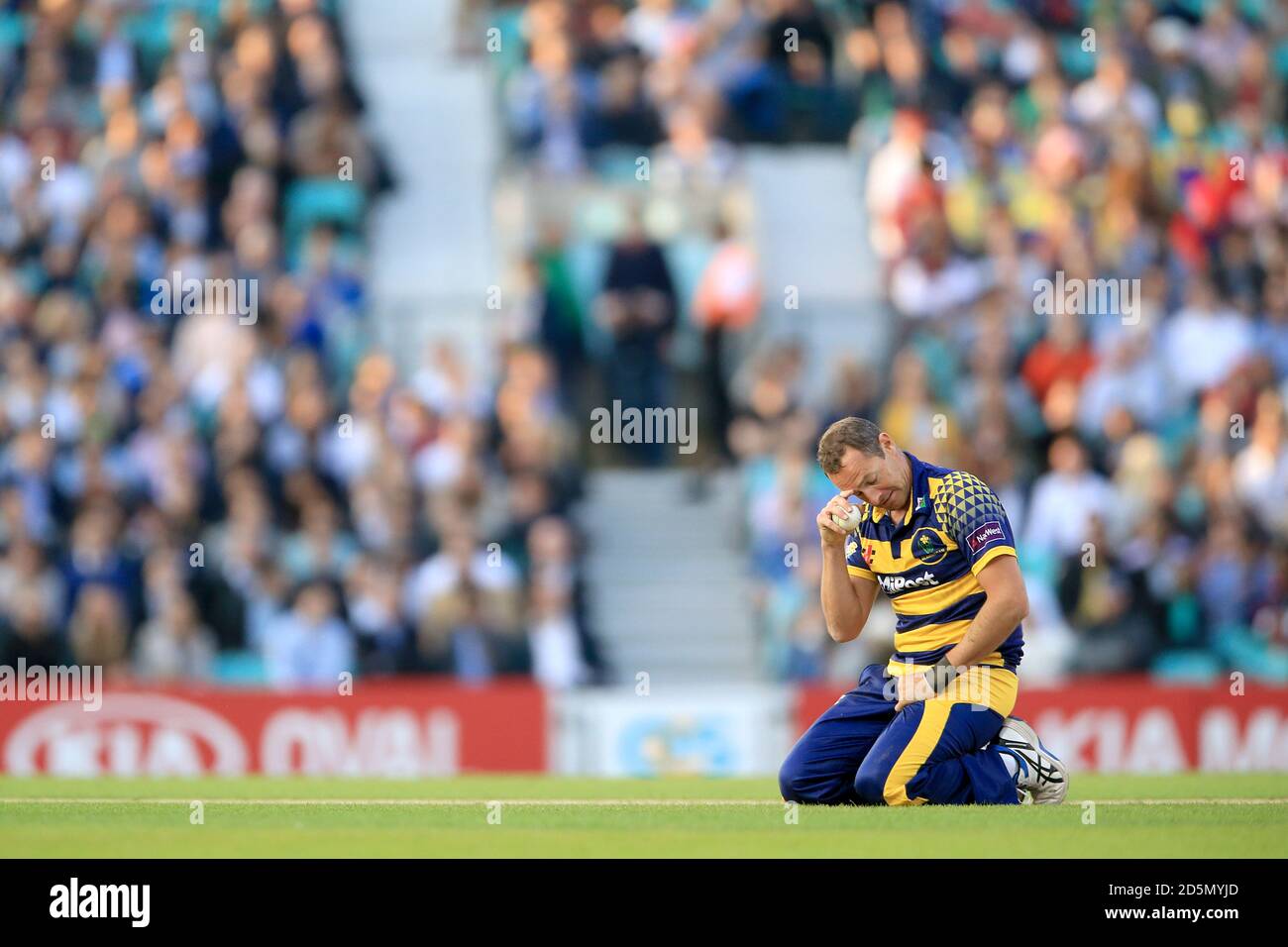 Dean cosker hi-res stock photography and images - Alamy