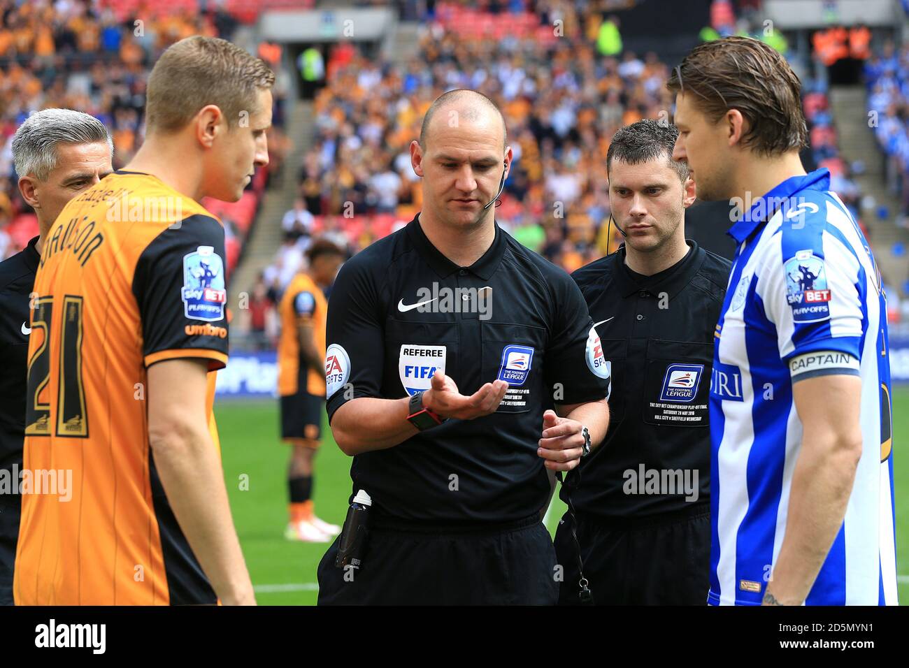 Captain of sheffield wednesday hi-res stock photography and images - Alamy