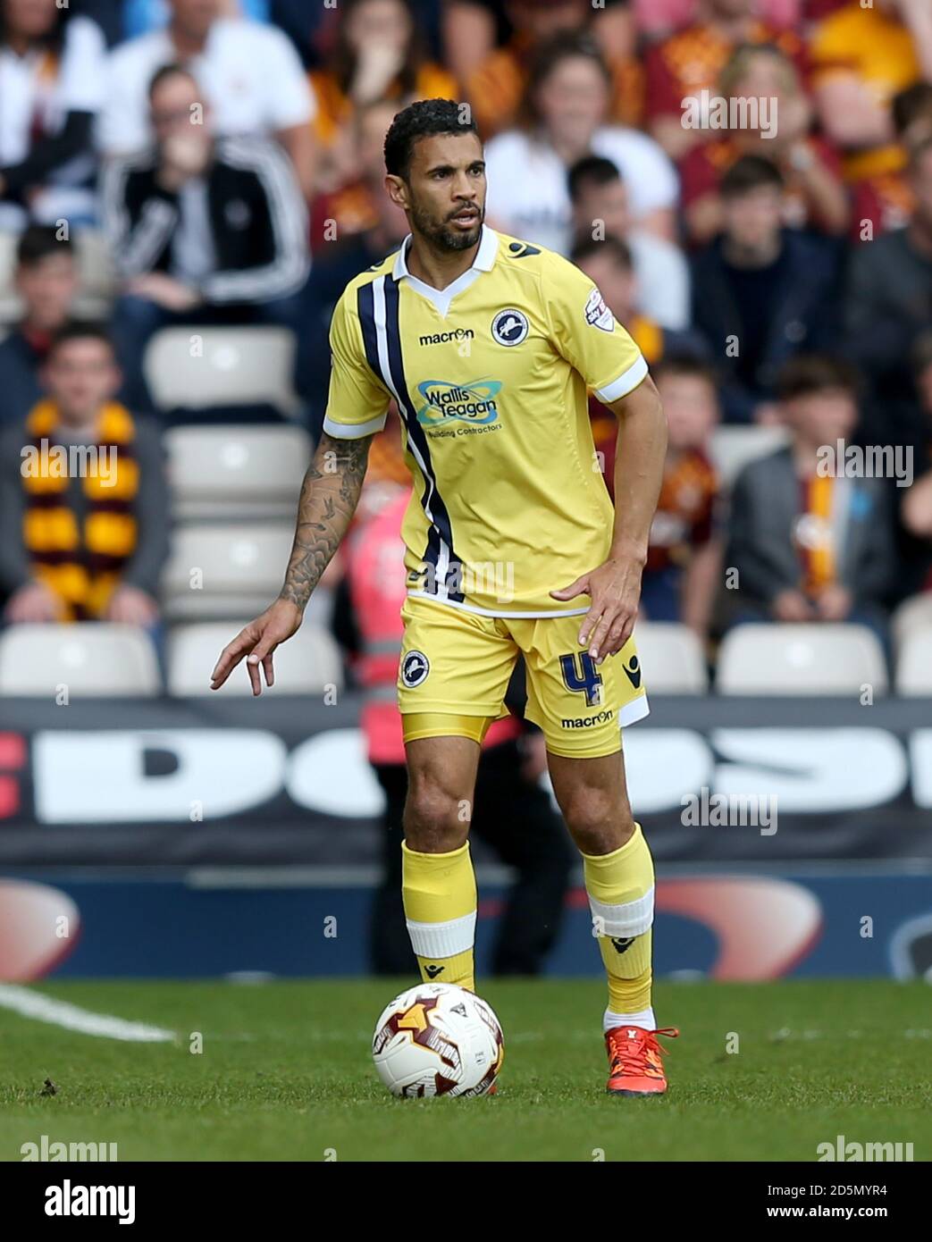 Carlos Edwards, Millwall Stock Photo - Alamy