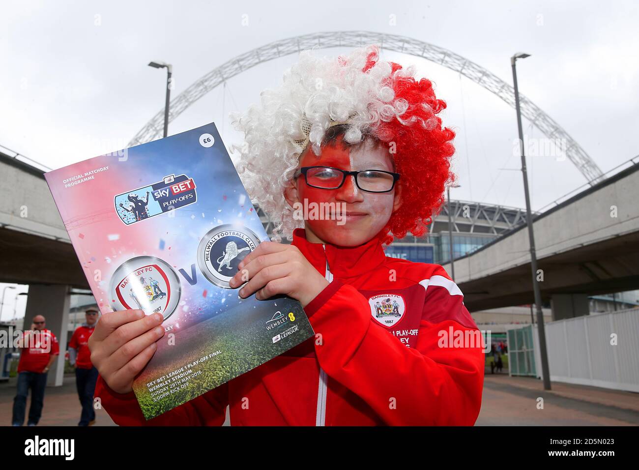 Barnsley fans arriving at Wembley Stadium Stock Photo - Alamy