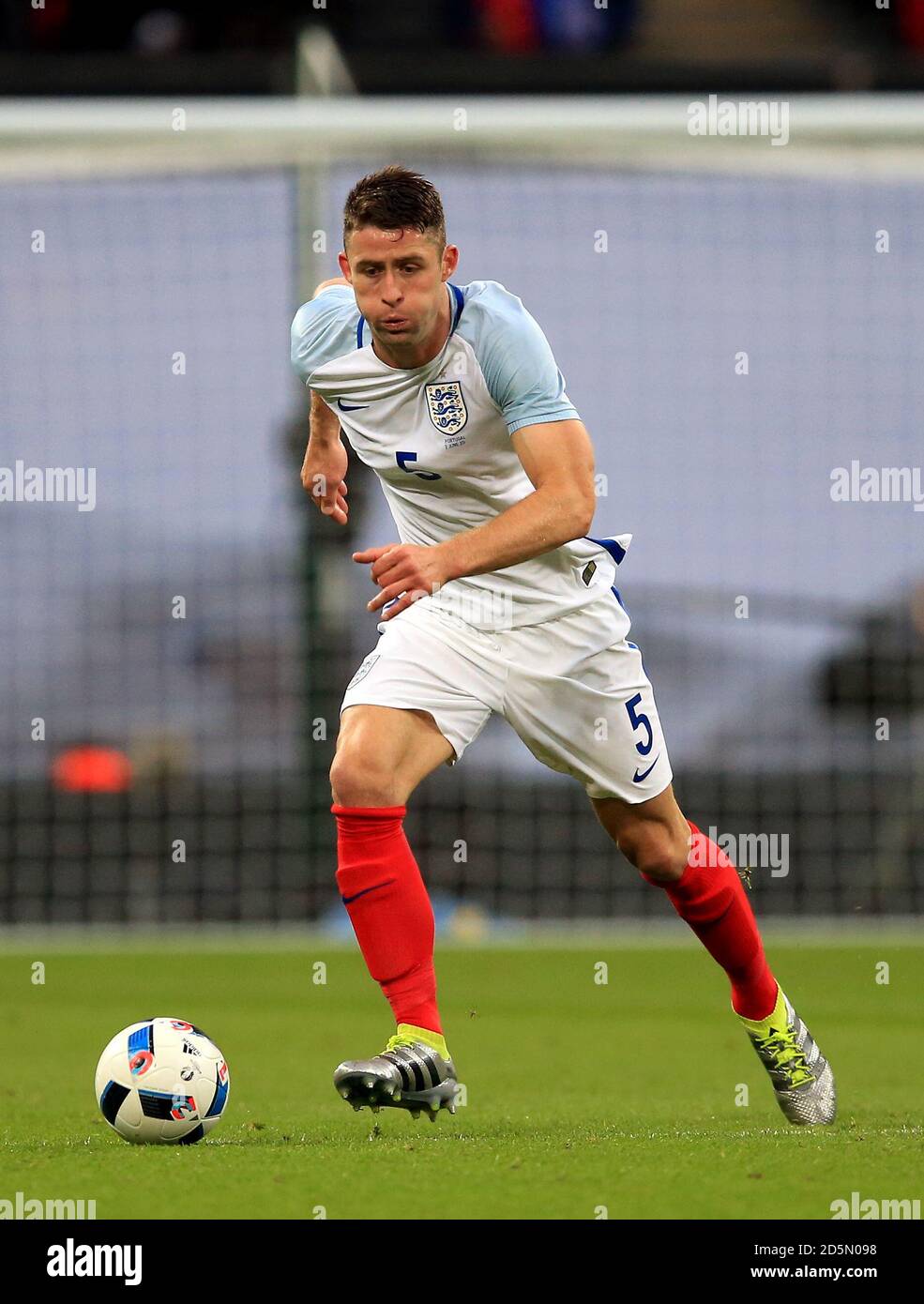 England's Gary Cahill Stock Photo - Alamy