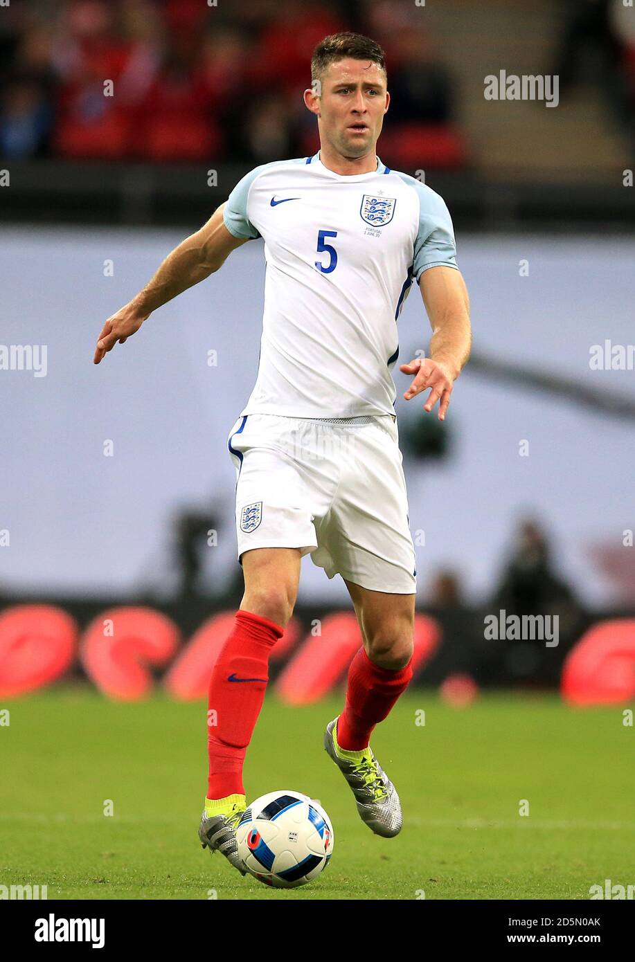 Englands gary cahill hi-res stock photography and images - Alamy