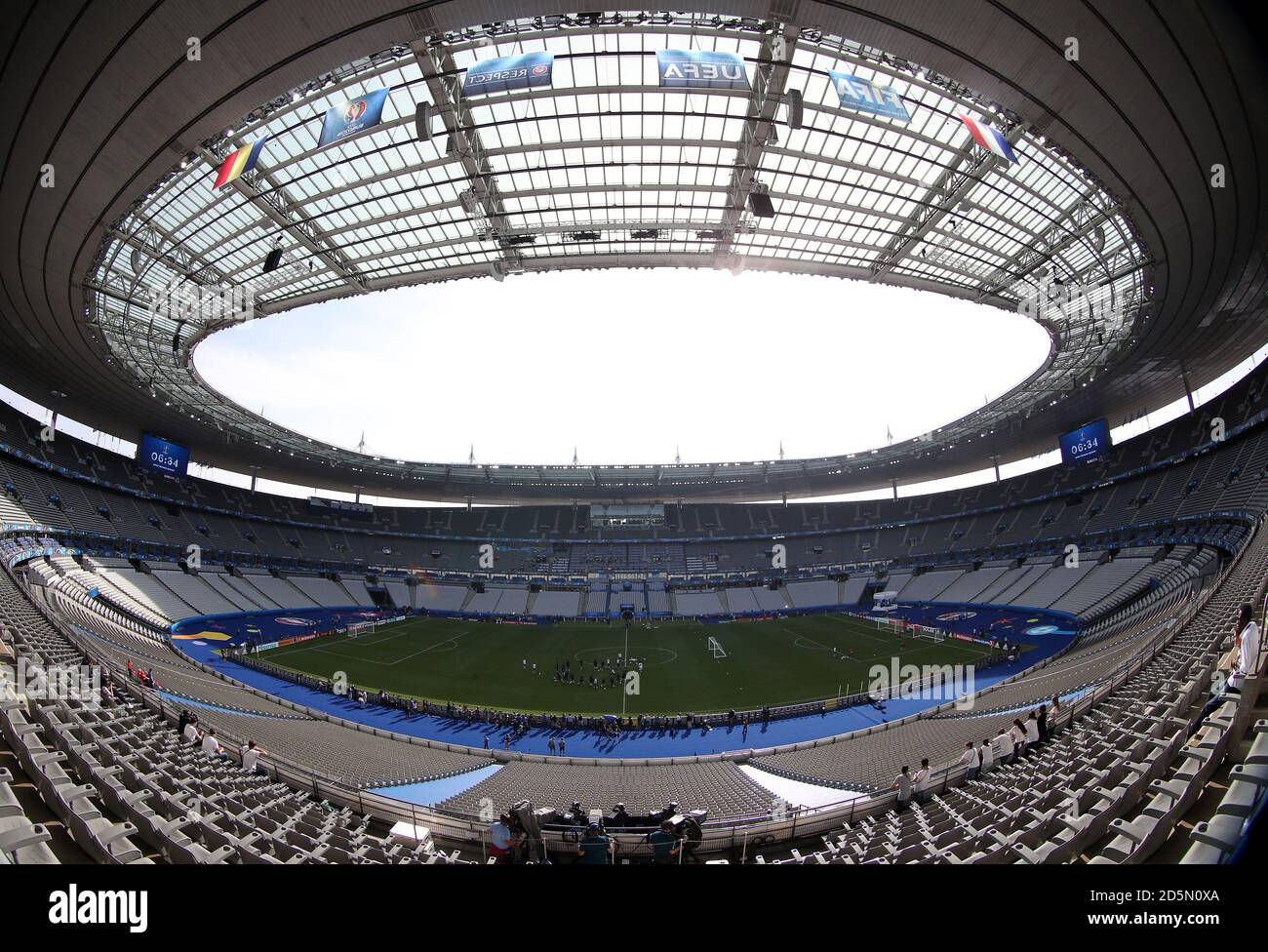 View stade de france stadium paris hi-res stock photography and images ...