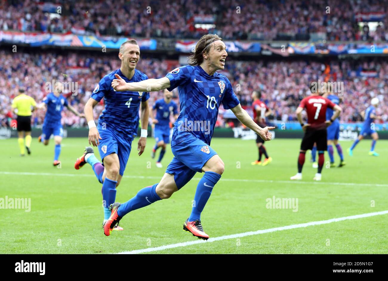 Luka modric celebration hi-res stock photography and images - Alamy