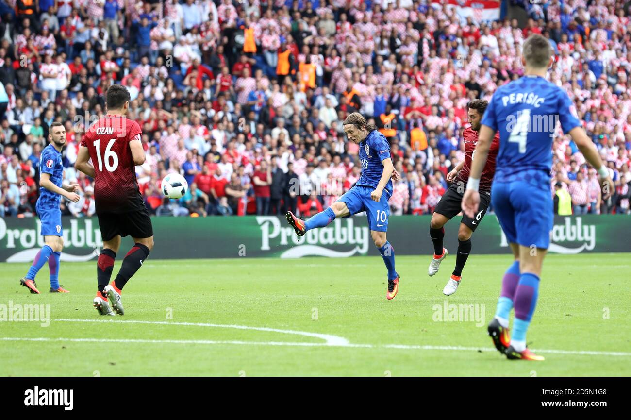 Croatia's Luka Modric (right) scores his sides first goal of the game ...