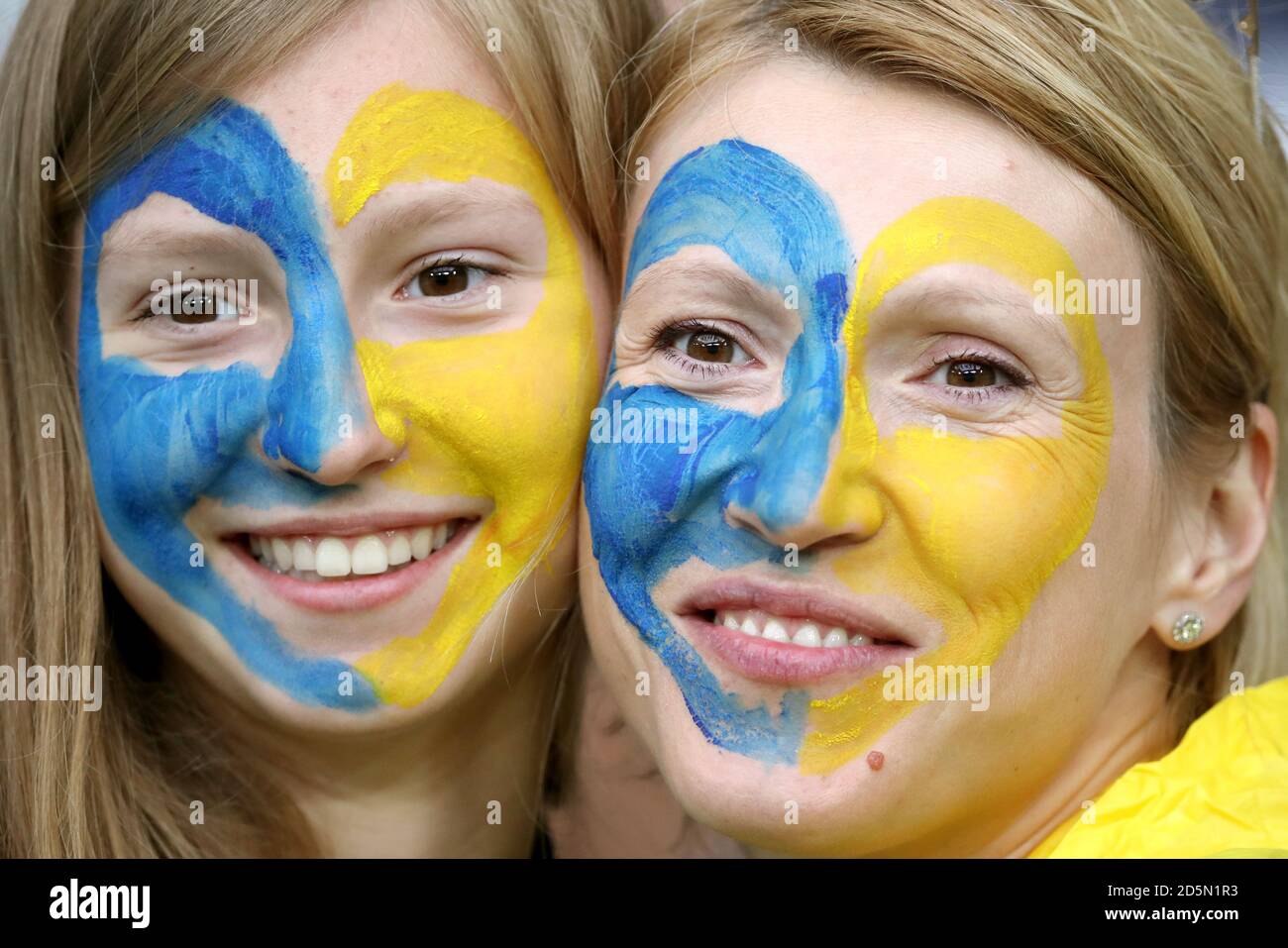 Soccer fans ukraine hi-res stock photography and images - Alamy