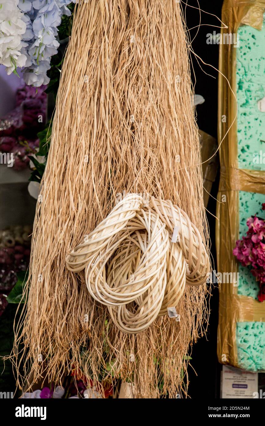 Straw rings hi-res stock photography and images - Alamy