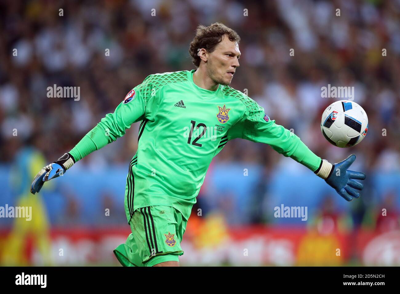 Ukraine goalkeeper Andriy Pyatov Stock Photo - Alamy