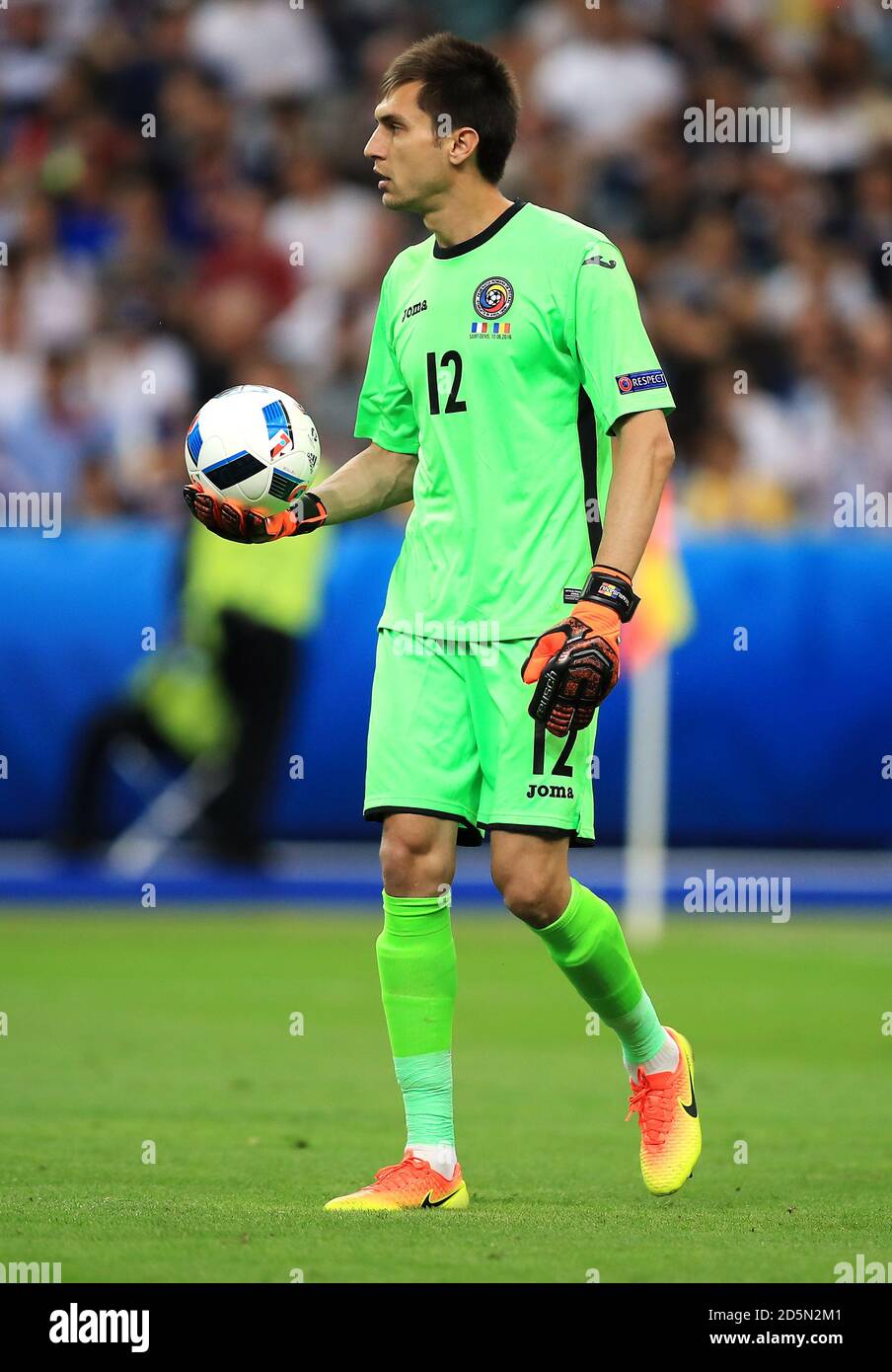 Romania goalkeeper Ciprian Tatarusanu Stock Photo - Alamy