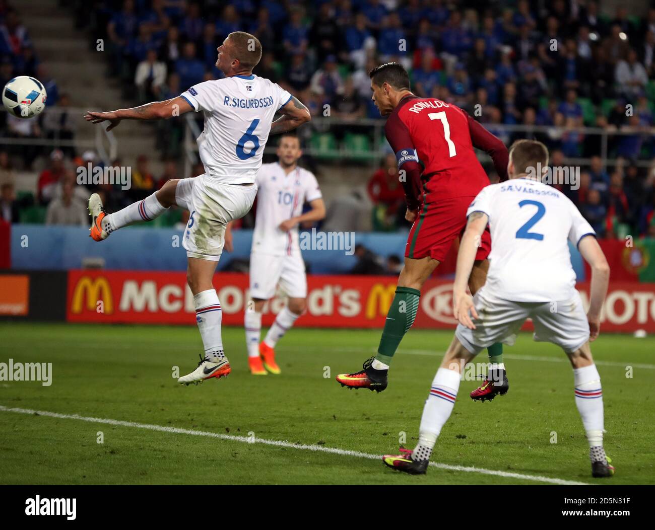 Portugal's Cristiano Ronaldo heads at goal Stock Photo - Alamy