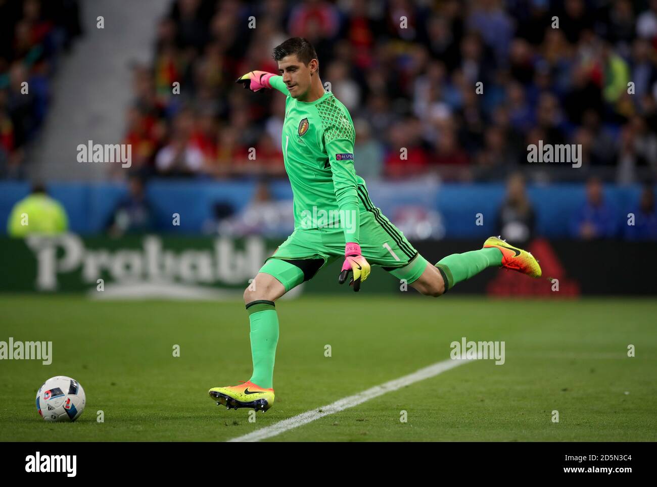 Belgium goalkeeper Thibaut Courtois Stock Photo - Alamy