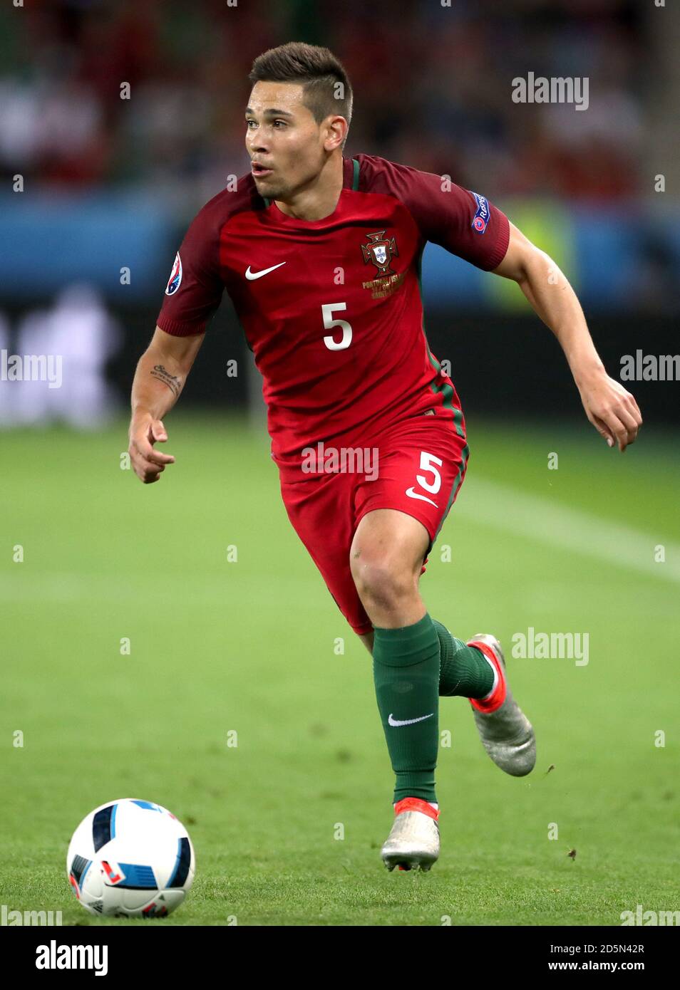 Portugal's Raphael Guerreiro Stock Photo - Alamy