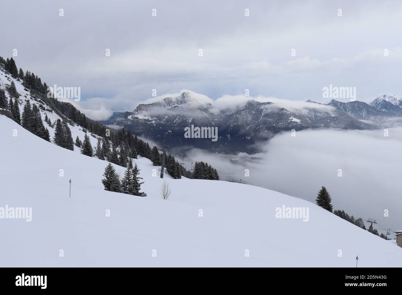 Top down views hi-res stock photography and images - Alamy