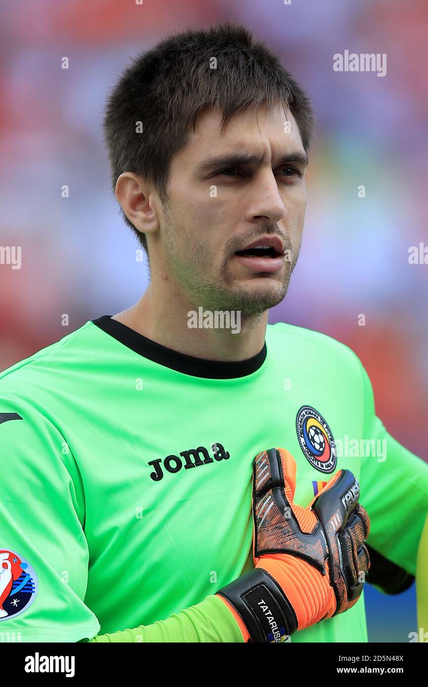 Romania goalkeeper Ciprian Tatarusanu Stock Photo - Alamy