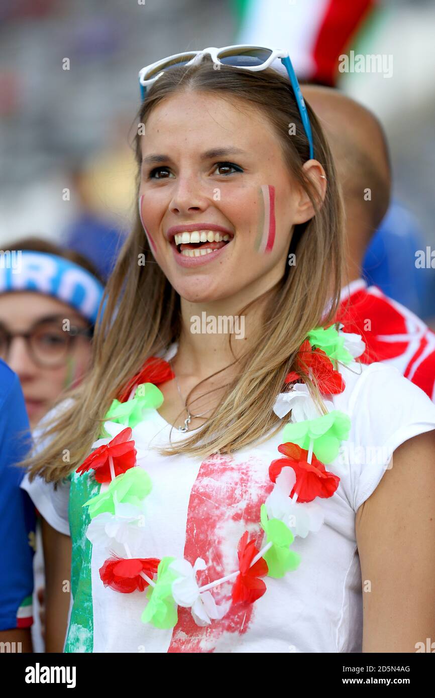 Toulouse fans in the stands hi-res stock photography and images - Alamy