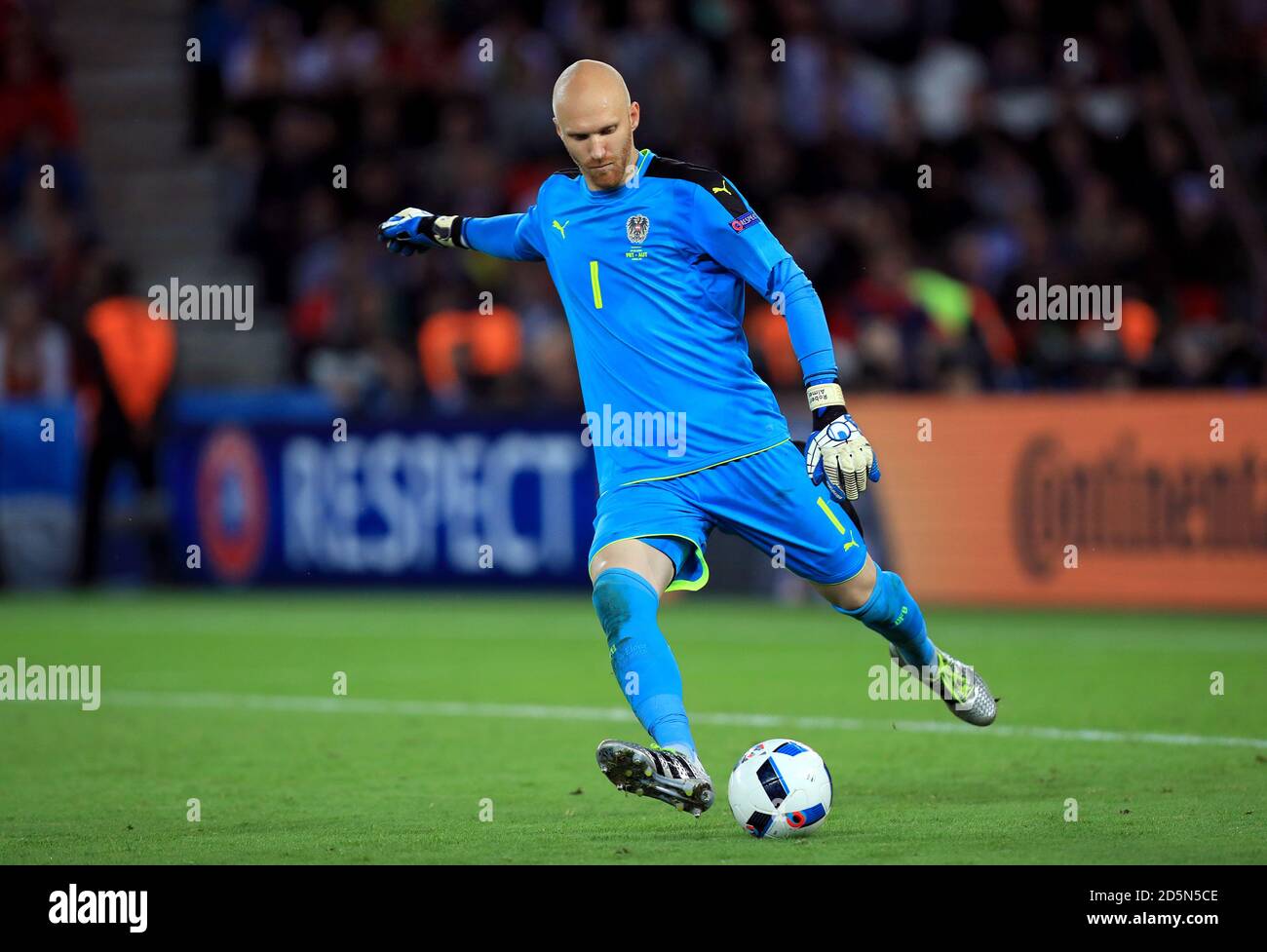Austria goalkeeper Robert Almer Stock Photo - Alamy