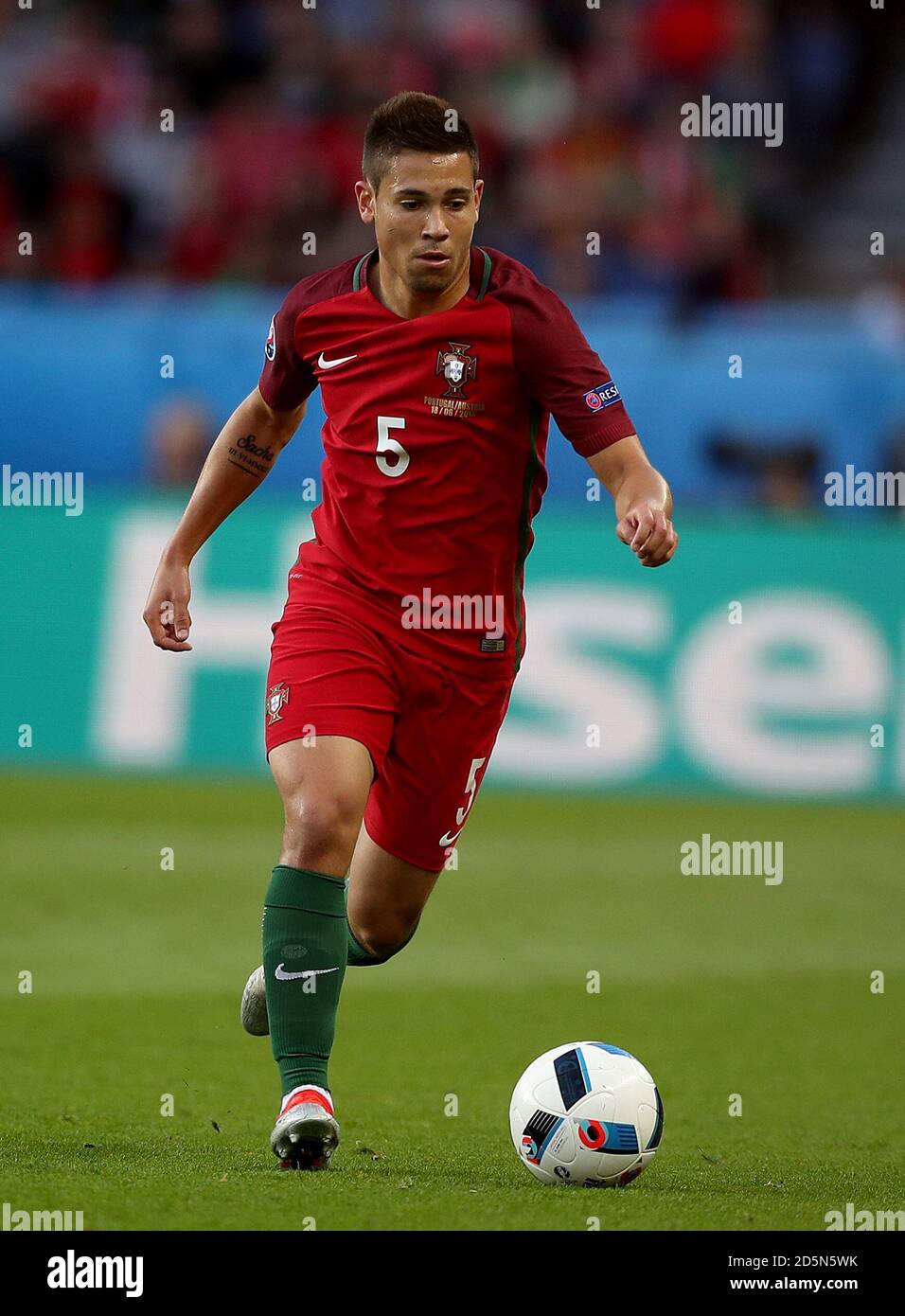Portugal's Raphael Guerreiro Stock Photo - Alamy