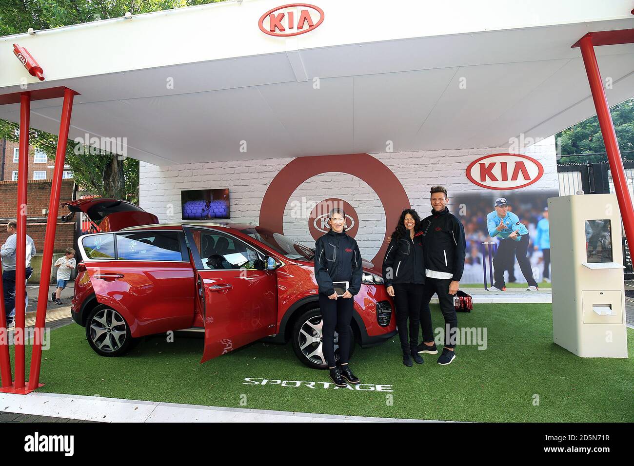 Cricket forecourt hi-res stock photography and images - Alamy