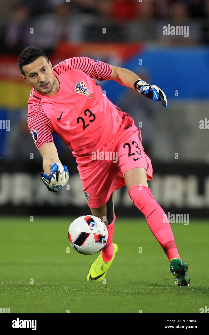Croatia goalkeeper Danijel Subasic Stock Photo - Alamy