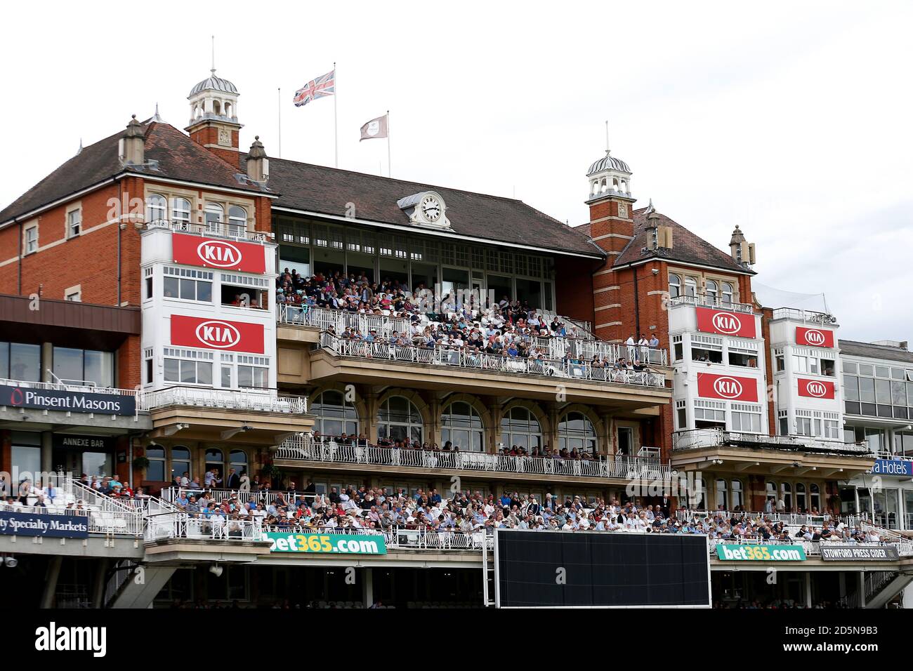A general view of the Kia Oval Stock Photo - Alamy