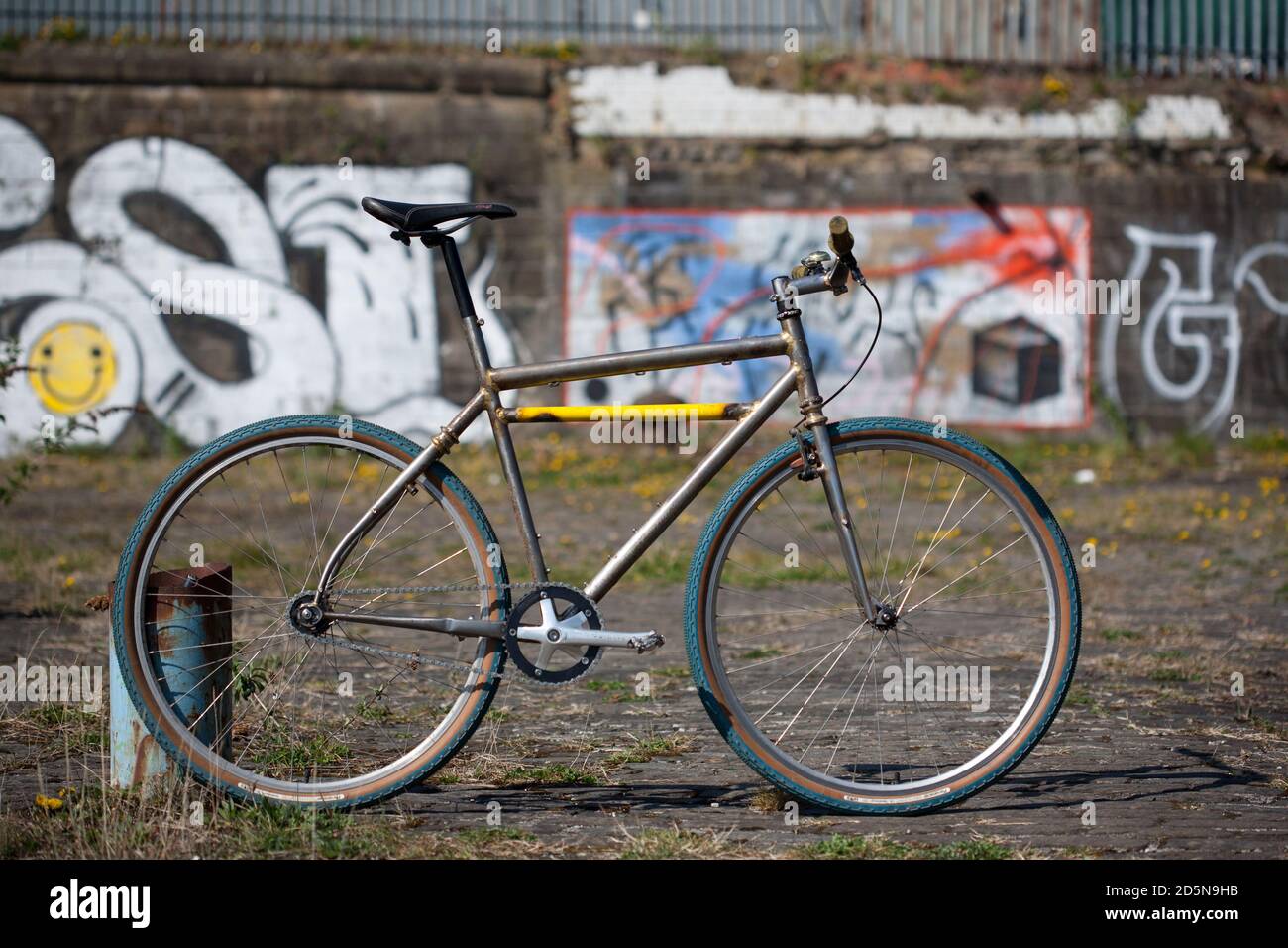 Handmade fixed wheel gravel bike by The Vandal Metalworks Stock Photo ...
