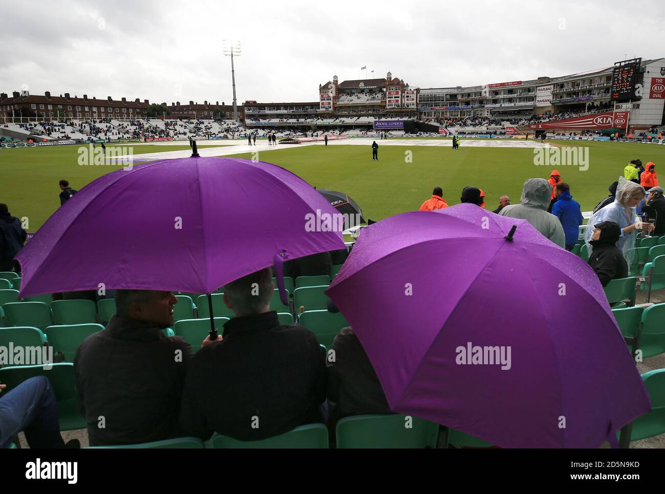 Rain stops play during the game between England and Sri Lanka Stock ...