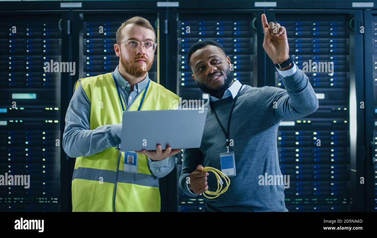 High visibility vest hi-res stock photography and images - Alamy