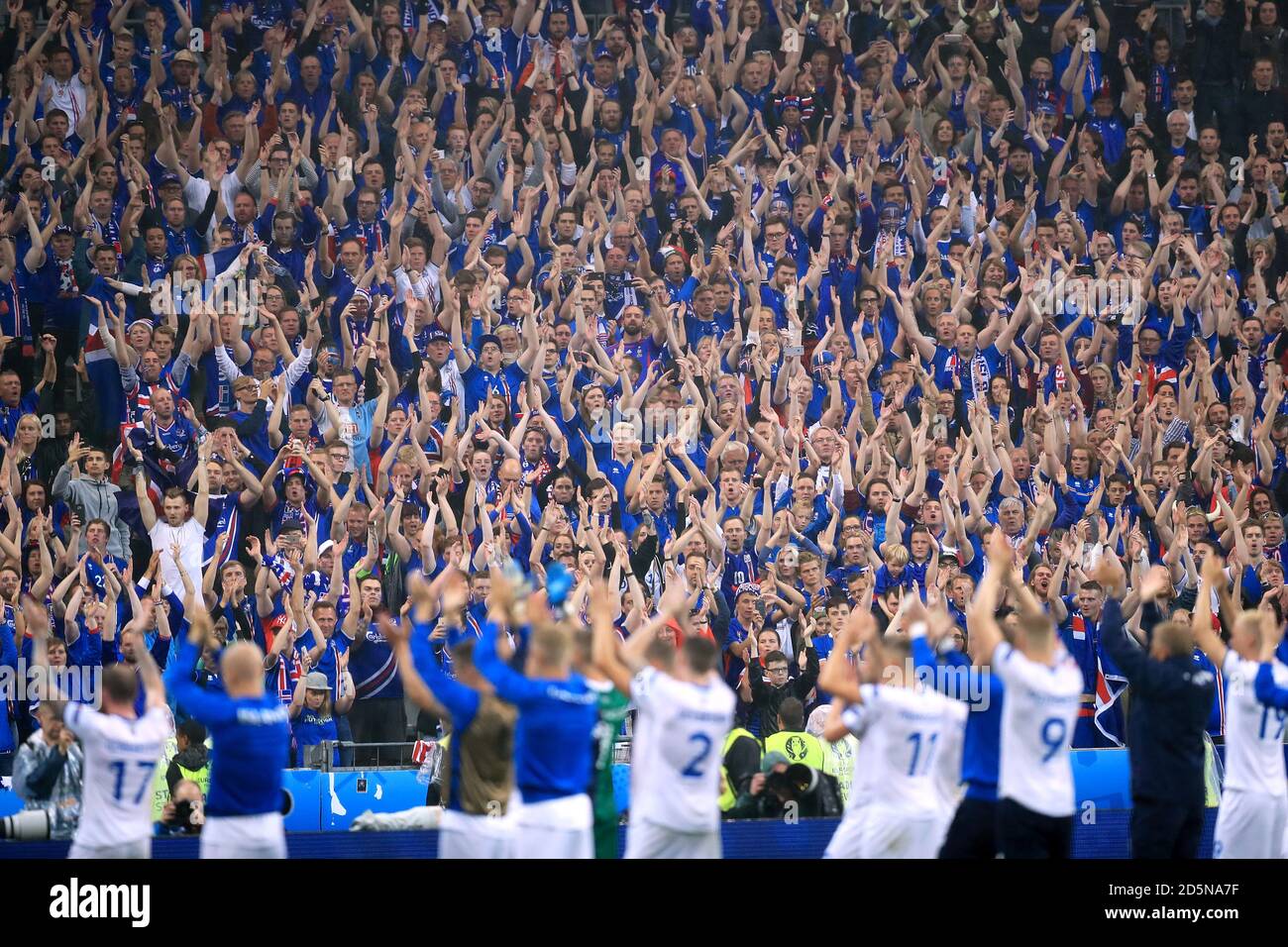 Iceland fans applaud their side after the final whistle Stock Photo - Alamy