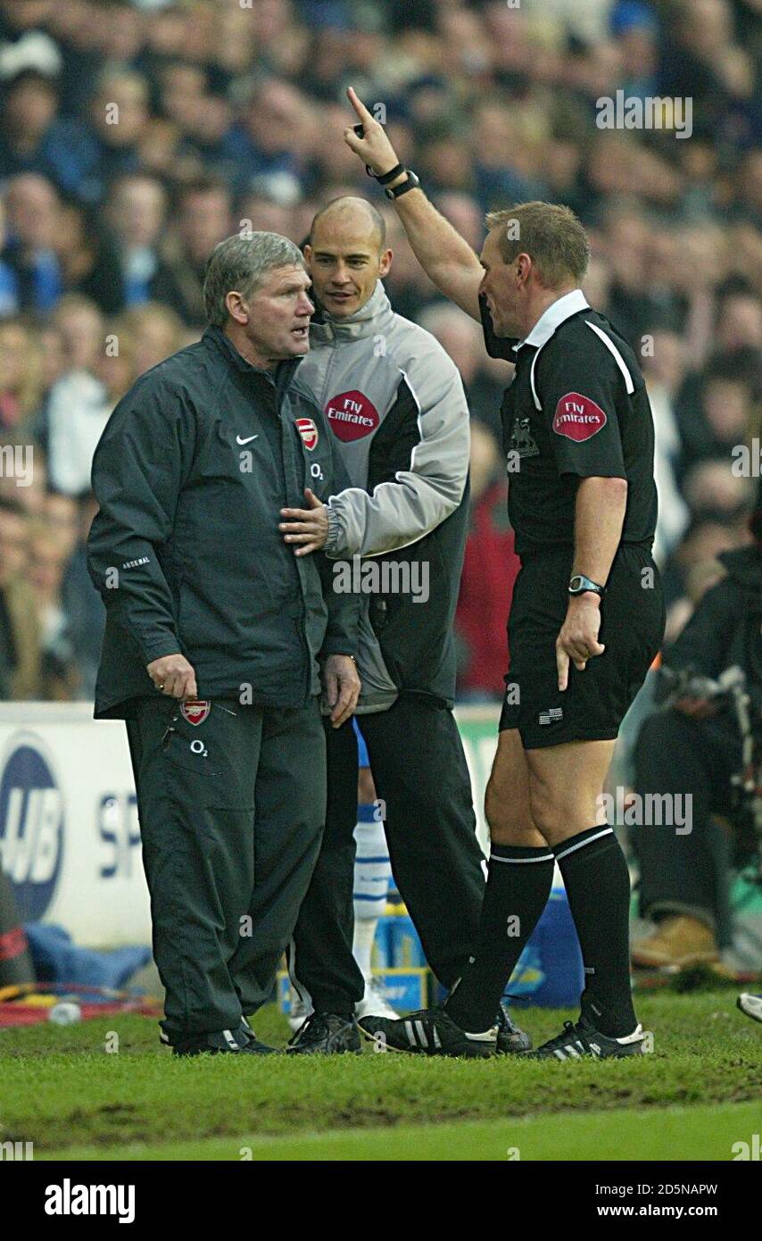 Arsenals assistant manager hi-res stock photography and images - Alamy