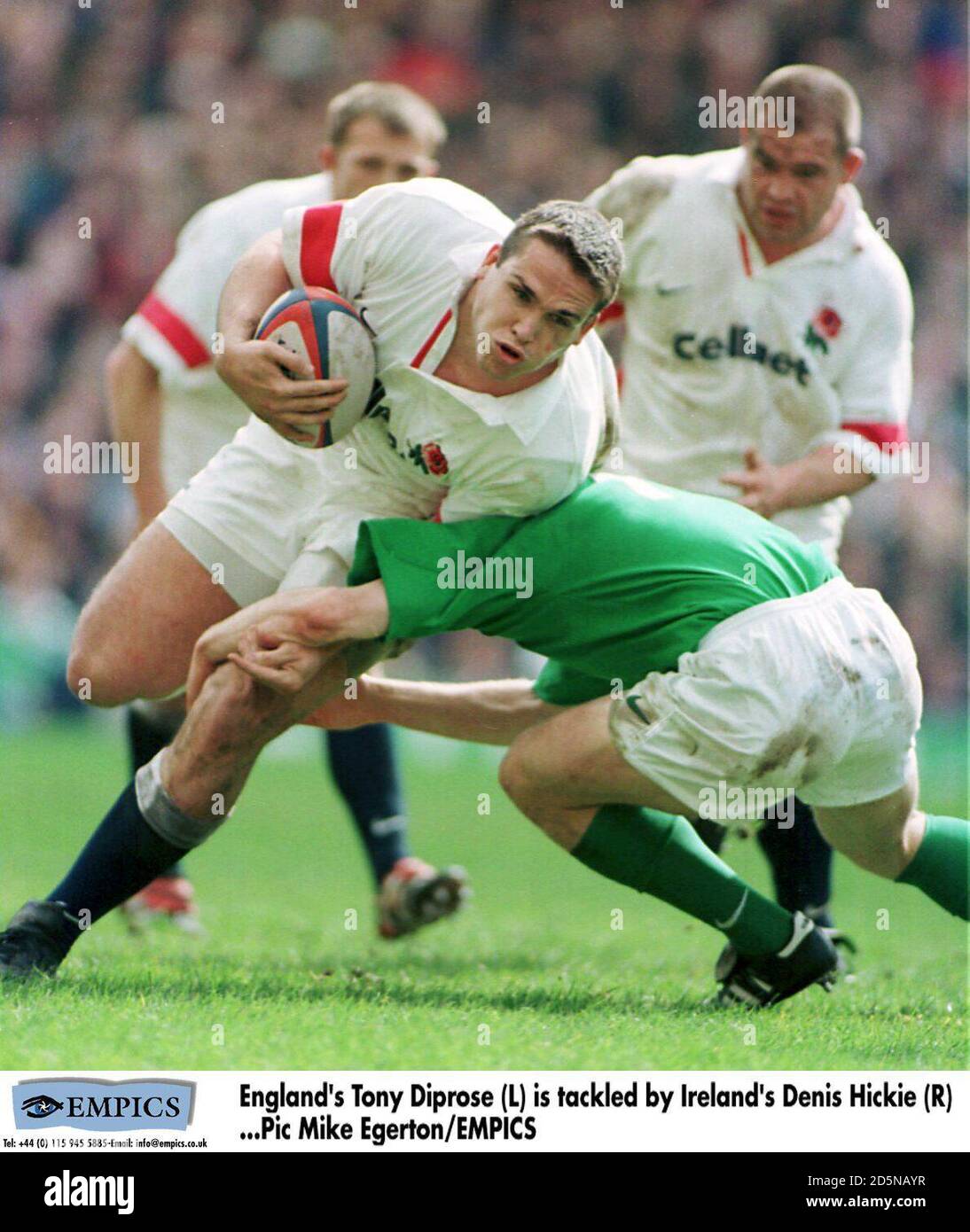 Irelands left to right denis hickie hi-res stock photography and images ...