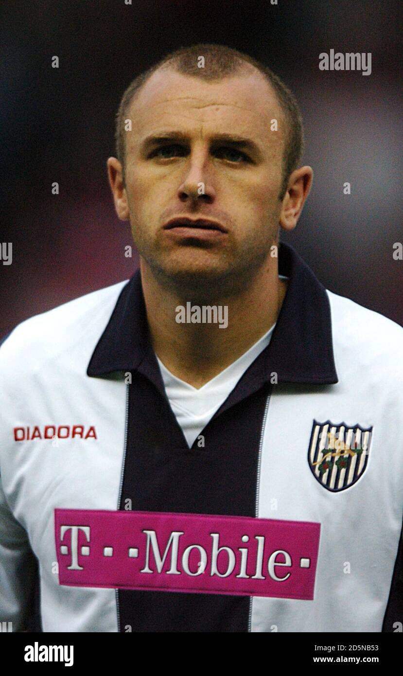 Wallwork hi-res stock photography and images - Alamy