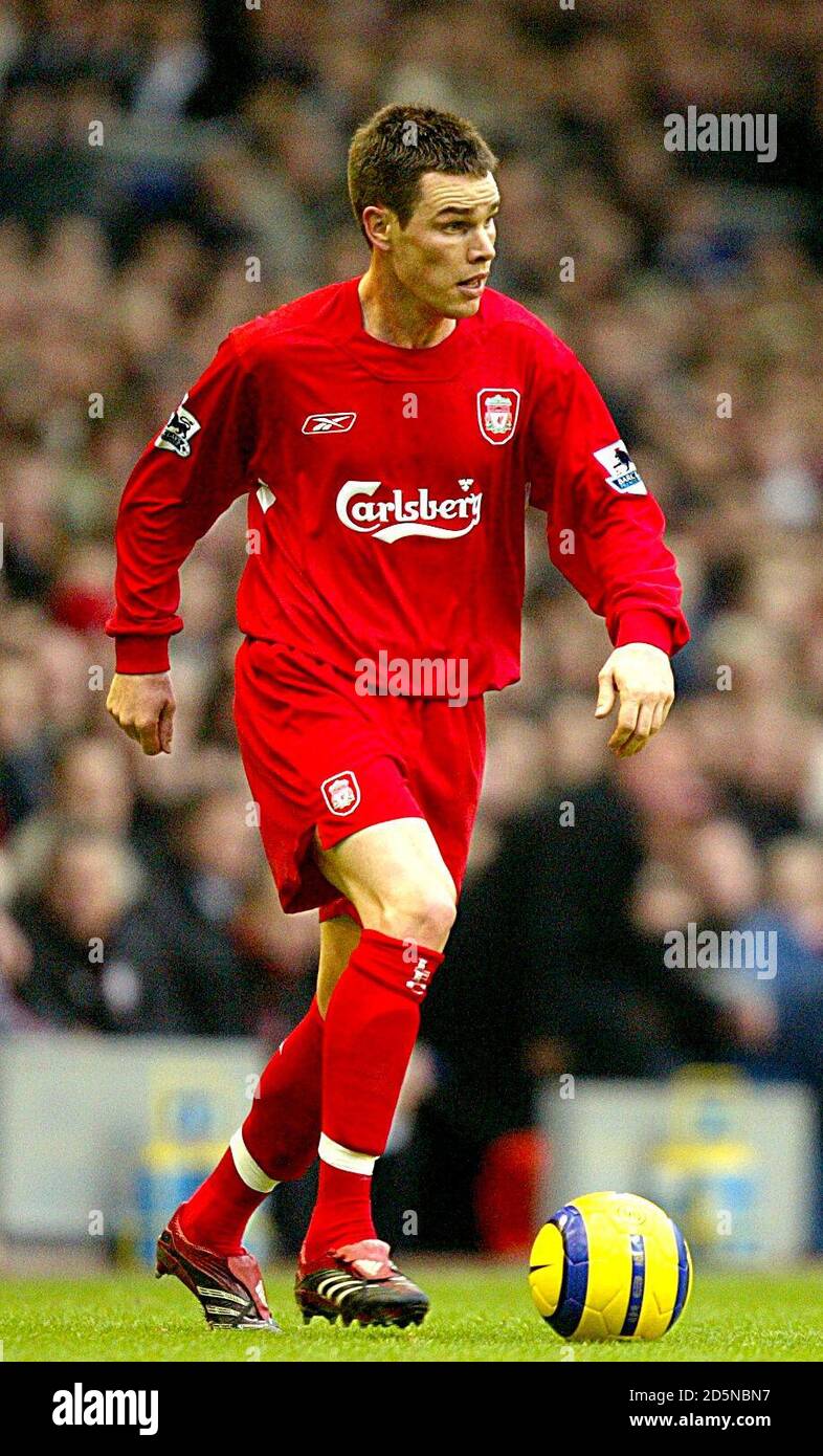 Liverpool's Steve Finnan Stock Photo - Alamy