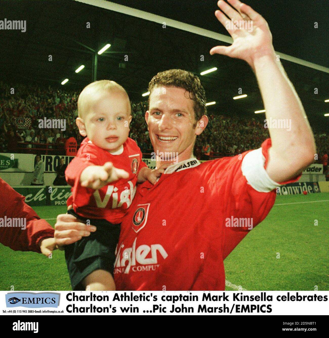 Charlton Athletics Mark Kinsella High Resolution Stock Photography and ...