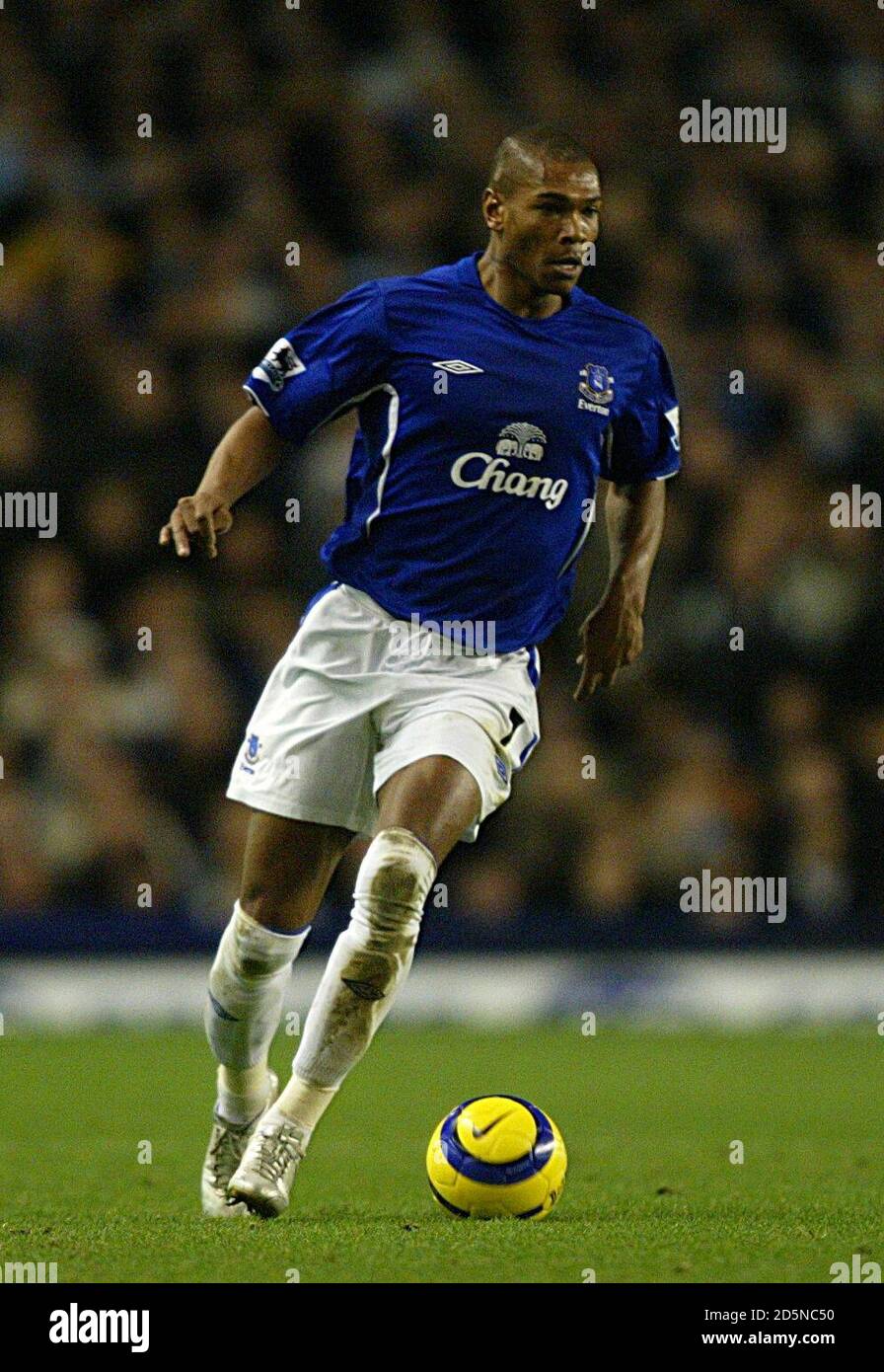 Everton's Marcus Bent Stock Photo - Alamy